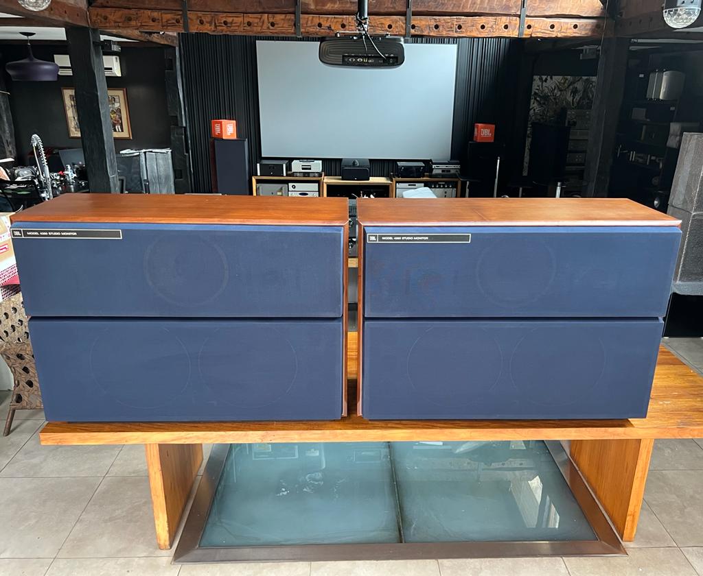 JBL 4350B STUDIO MONITOR - Loja HIFICLUB